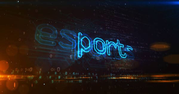 How are teams formed in esports?